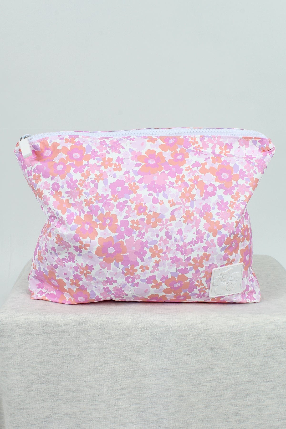 Nalu Kai Beach Pouch – Quiet Storm Surf Shop